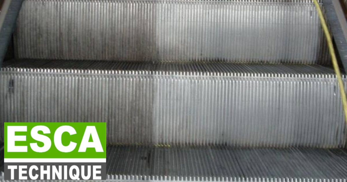 Automatic escalator deep cleaning machine offers deep cleaning results