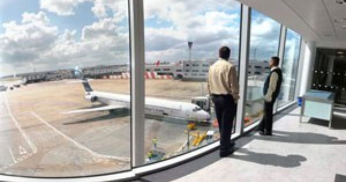 Aircraft grooming reaches new heights